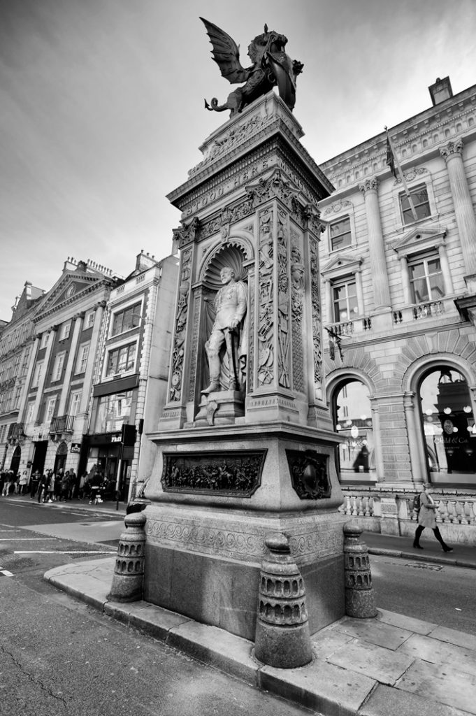 Blog | Temple Bar Memorial | MKHardy Street Photography
